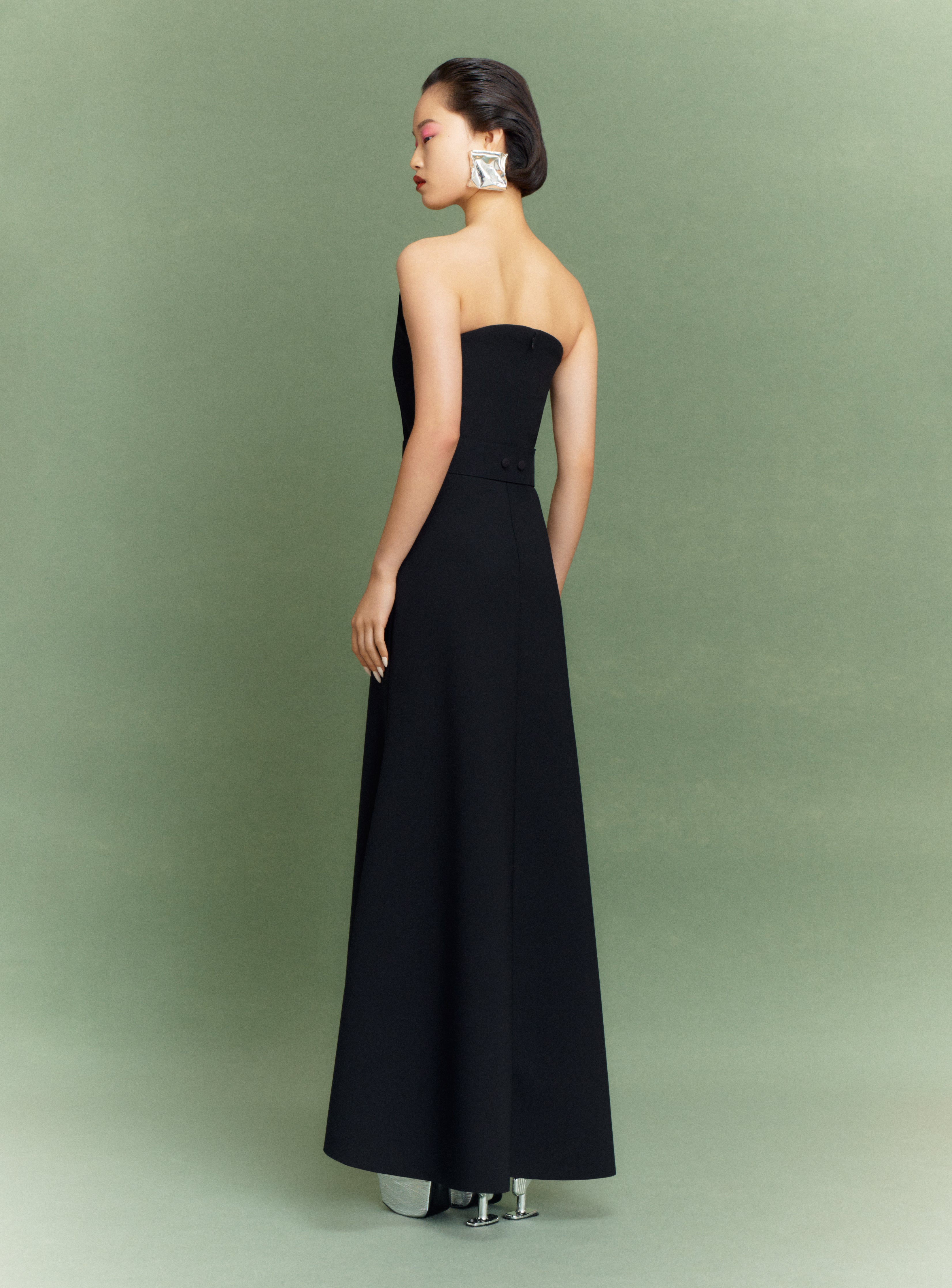 The Ember Maxi Dress in Black – Solace London