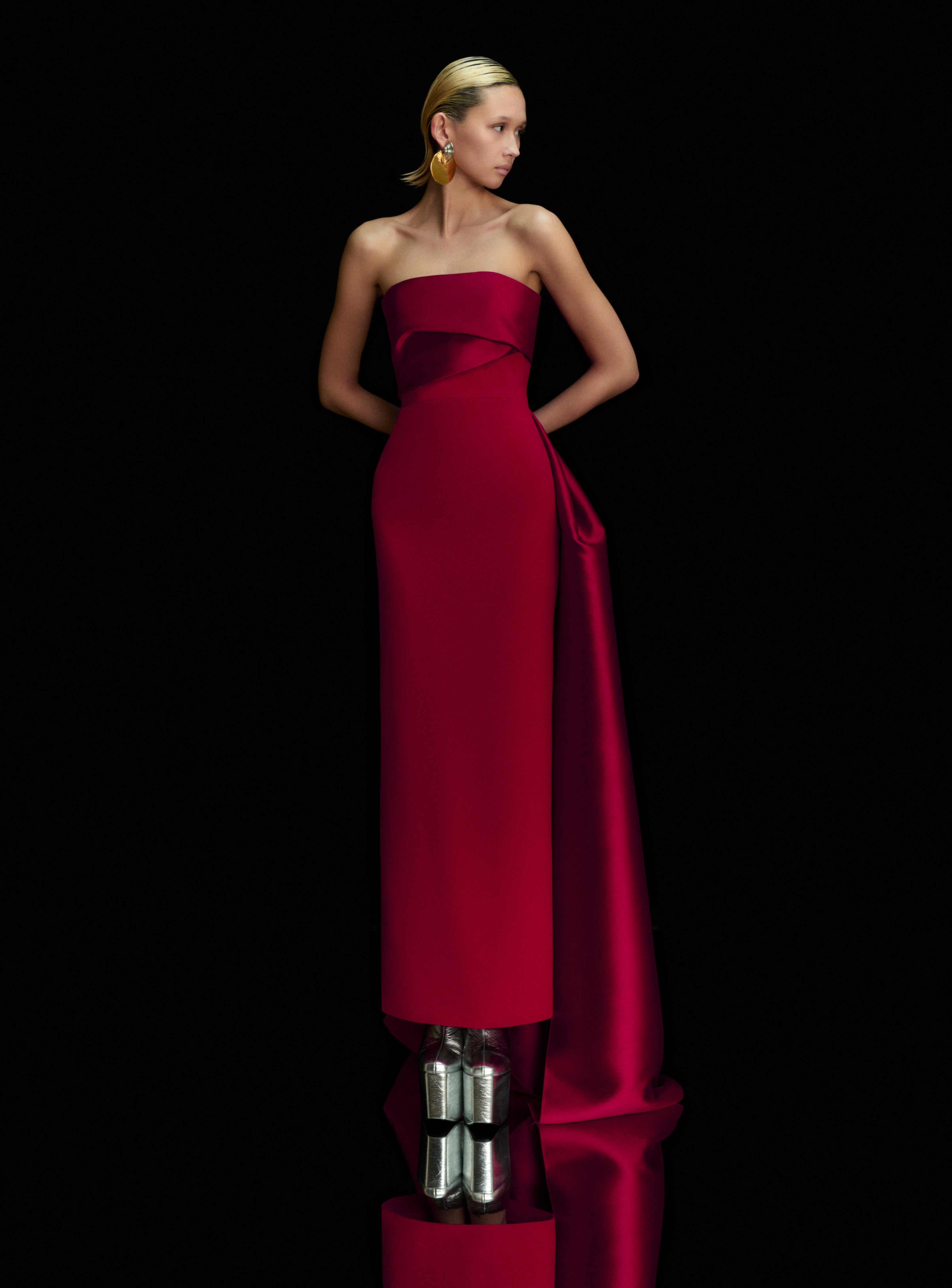 The Kinsley Maxi Dress in Ruby – Solace London