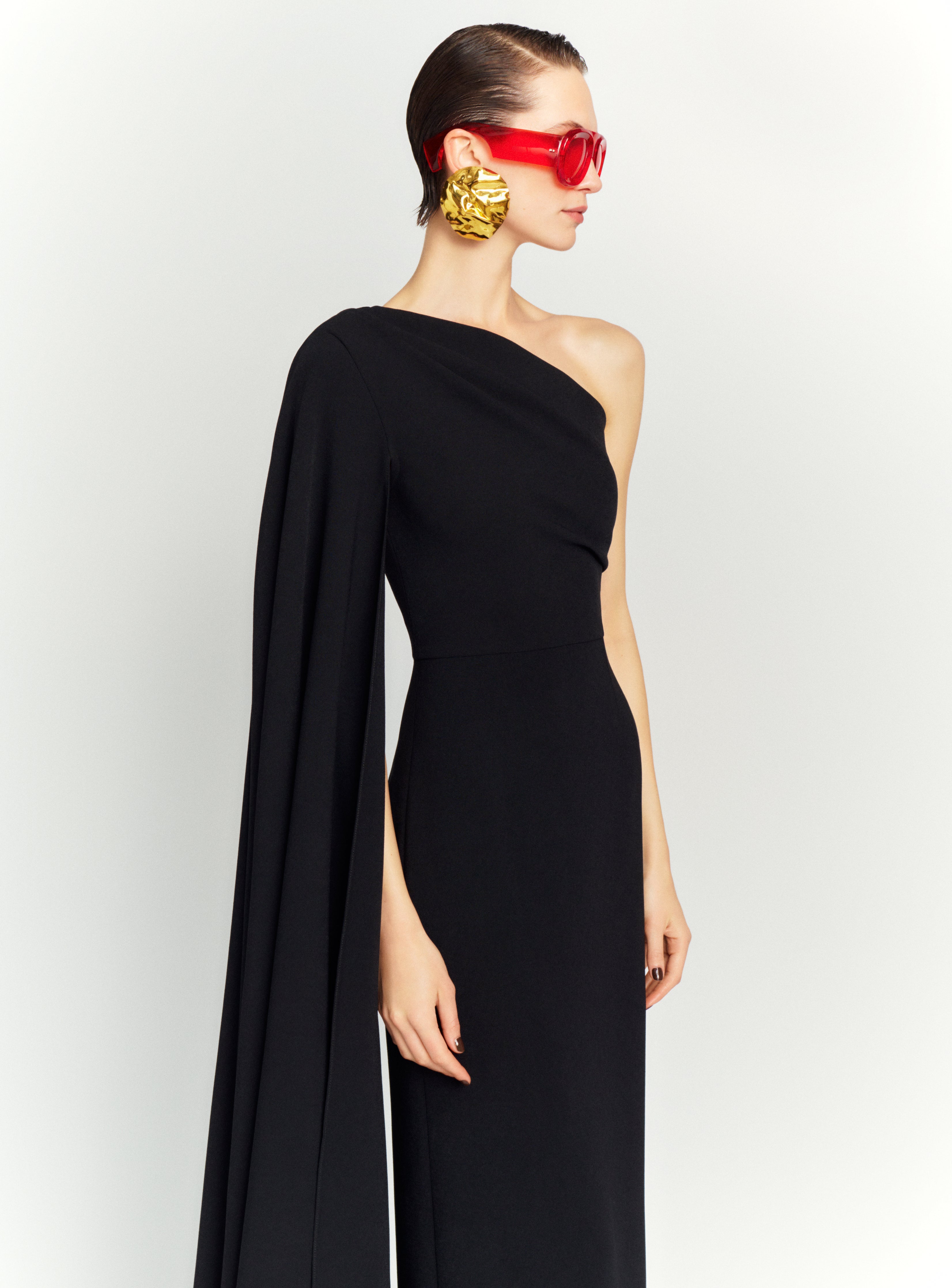 The Daria Maxi Dress in Black – Solace London