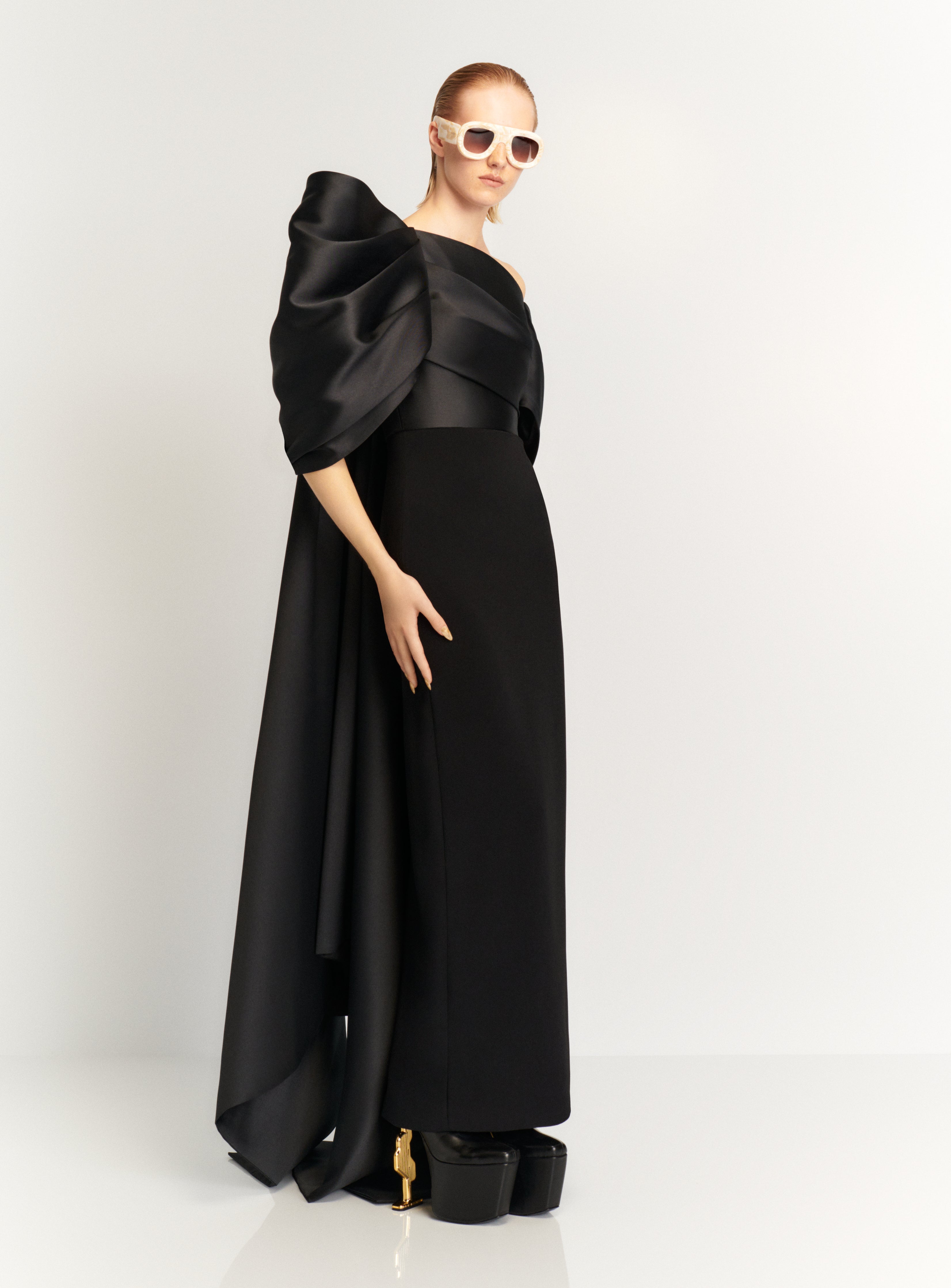The Raye Maxi Dress in Black – Solace London