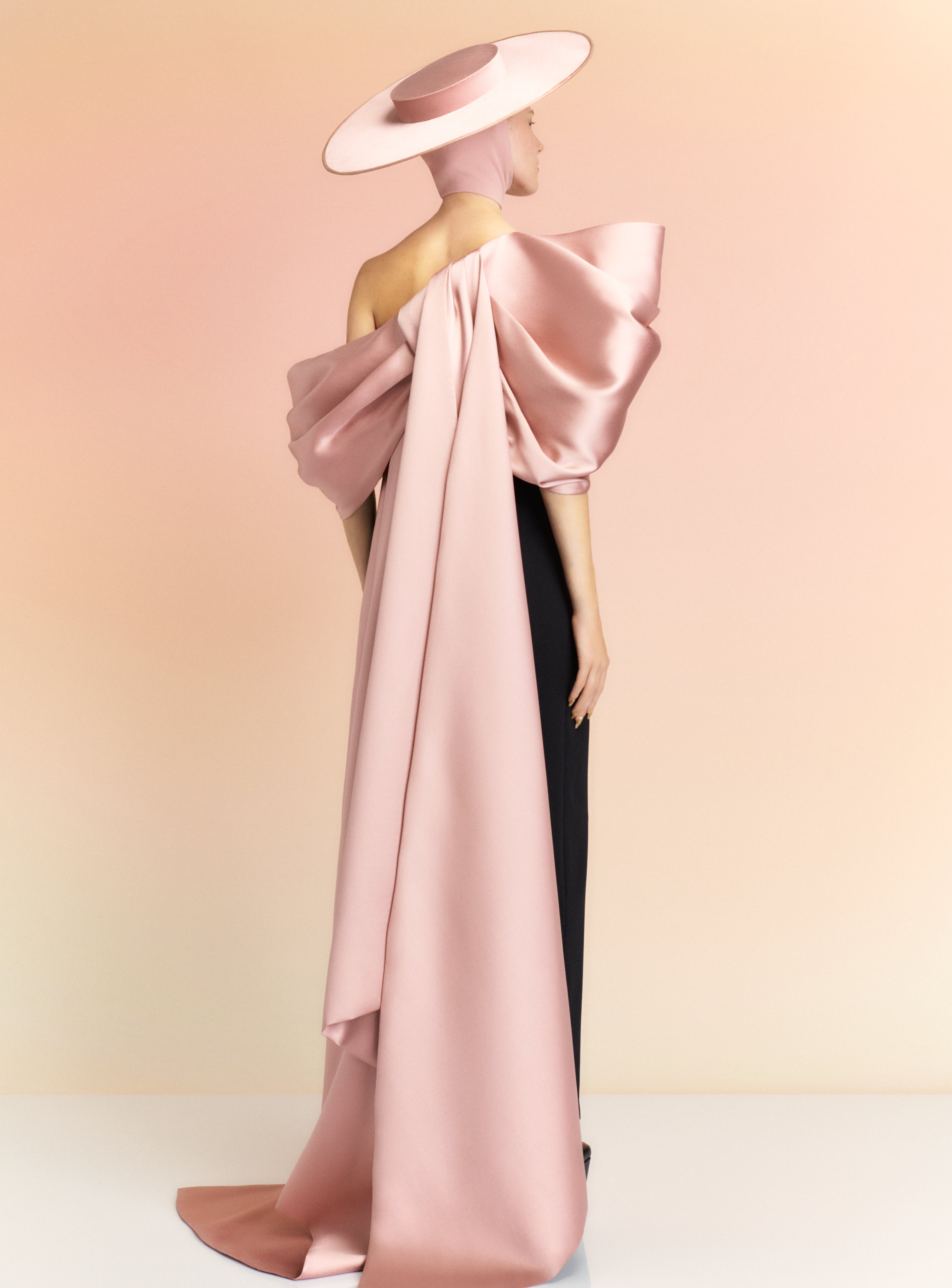 The Raye Maxi Dress in Oyster and Black – Solace London